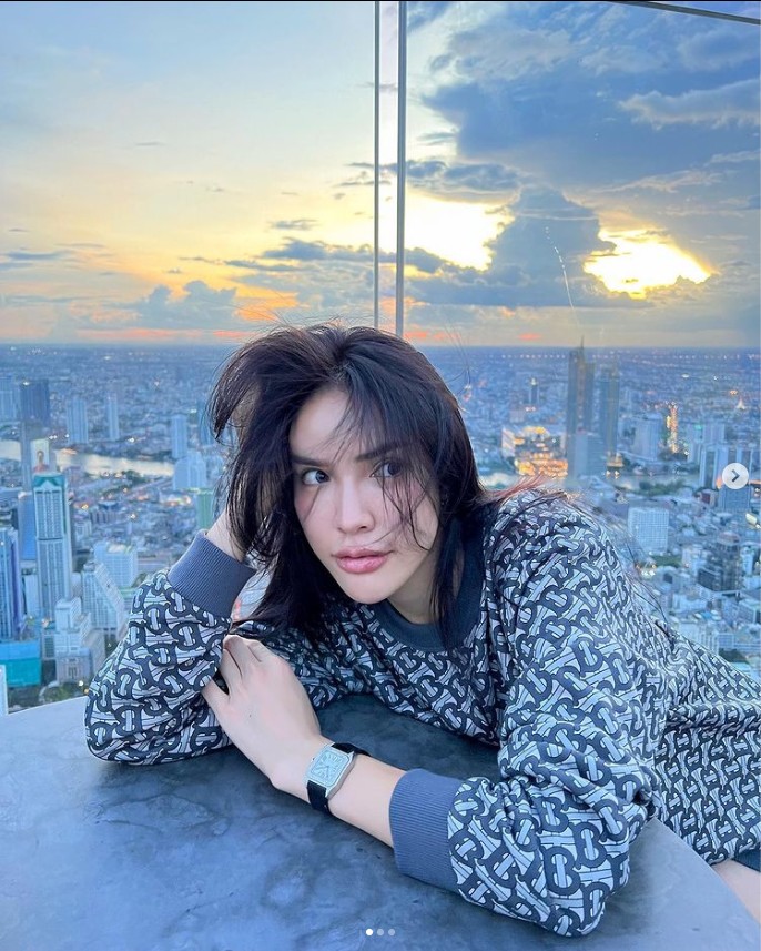 นัท นิสามณี ทิ้งระเบิดลูกใหญ่ !! หลังนารา เครปกะเทย พาดพิงผ่านไลฟ์ส่วนตัว | iKIZZy