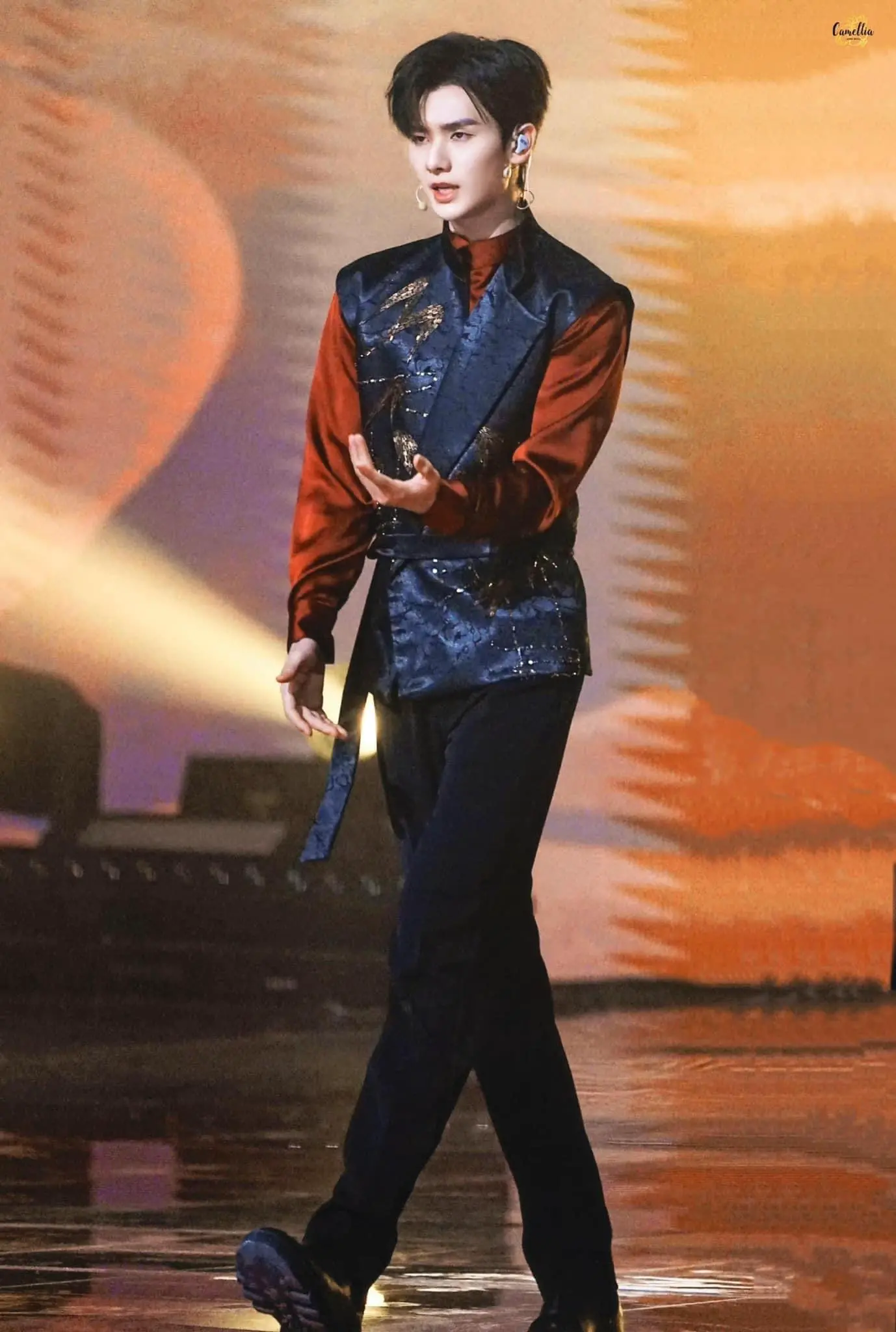 นาย INTO1 ” ร่วมงาน “ Kuaishou 1001 Night Gala “ ฉลองต้อนรับตรุษจีน 2023 !! | iKIZZy